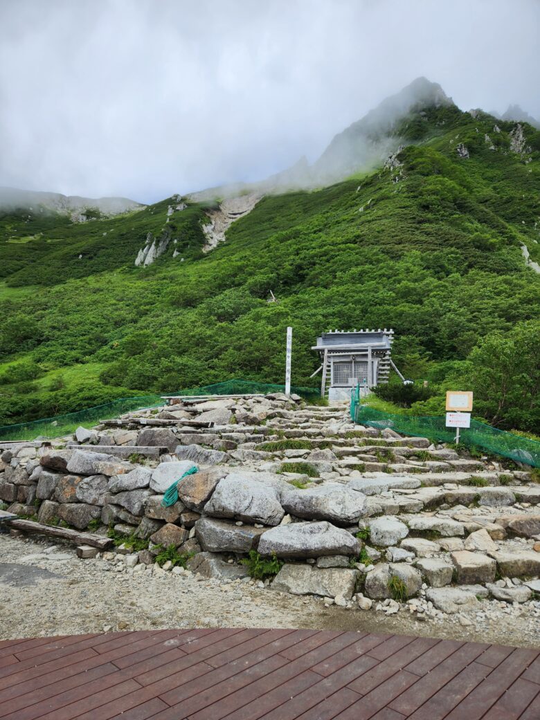 中央アルプスの最高峰！千畳敷カールから2時間で2956m木曽駒ヶ岳へ！！ | ウケメンのアウターヘイブン